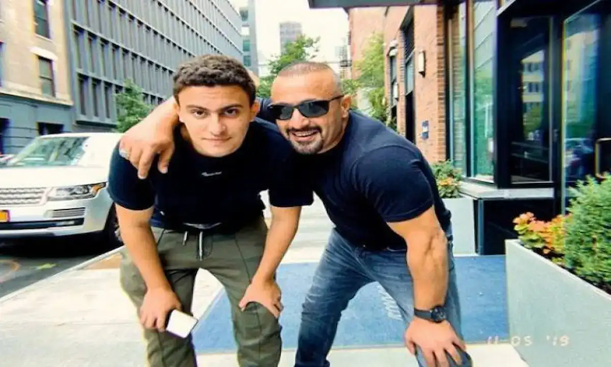 أحمد السقا يحتفل بعيد ميلاد نجله.. ماذا قال له؟